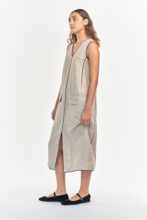 Sustainable Chic: Discover Bhaane's Breezy Dress Collection